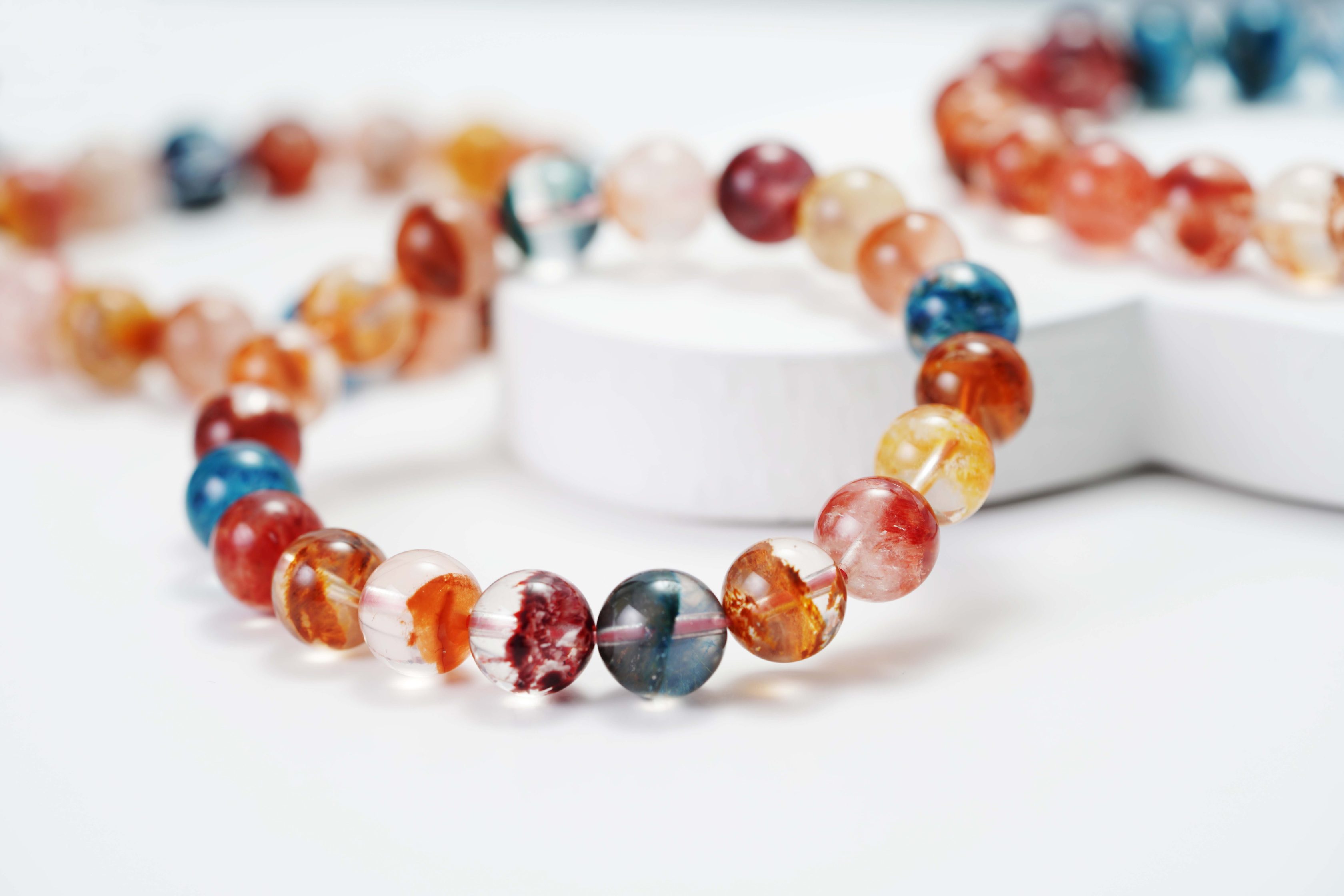 天然七彩雪花幽灵高级感水彩画手串 – Angelz Jewellery